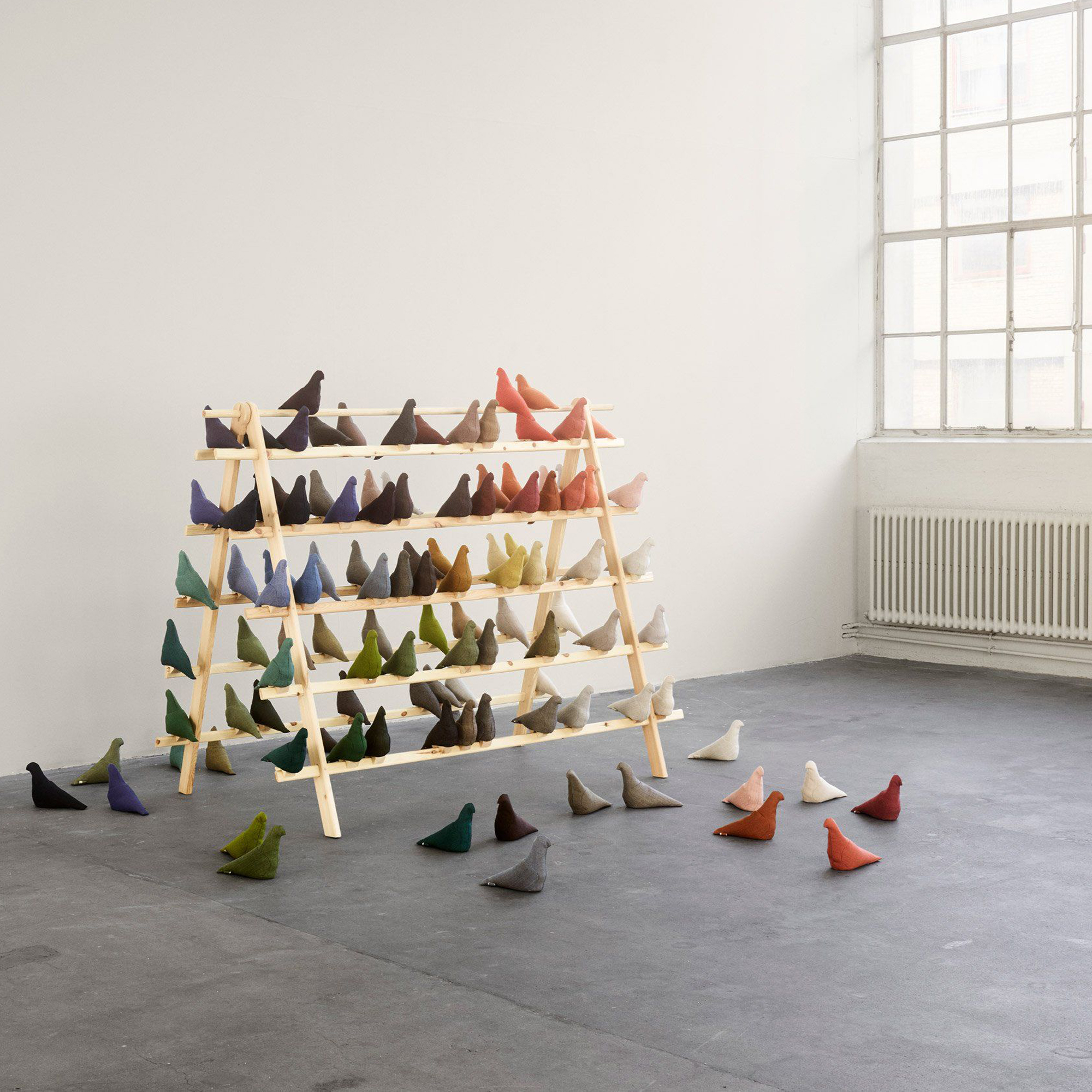 Pigeon Service, Color 16 - Gessato Design Store