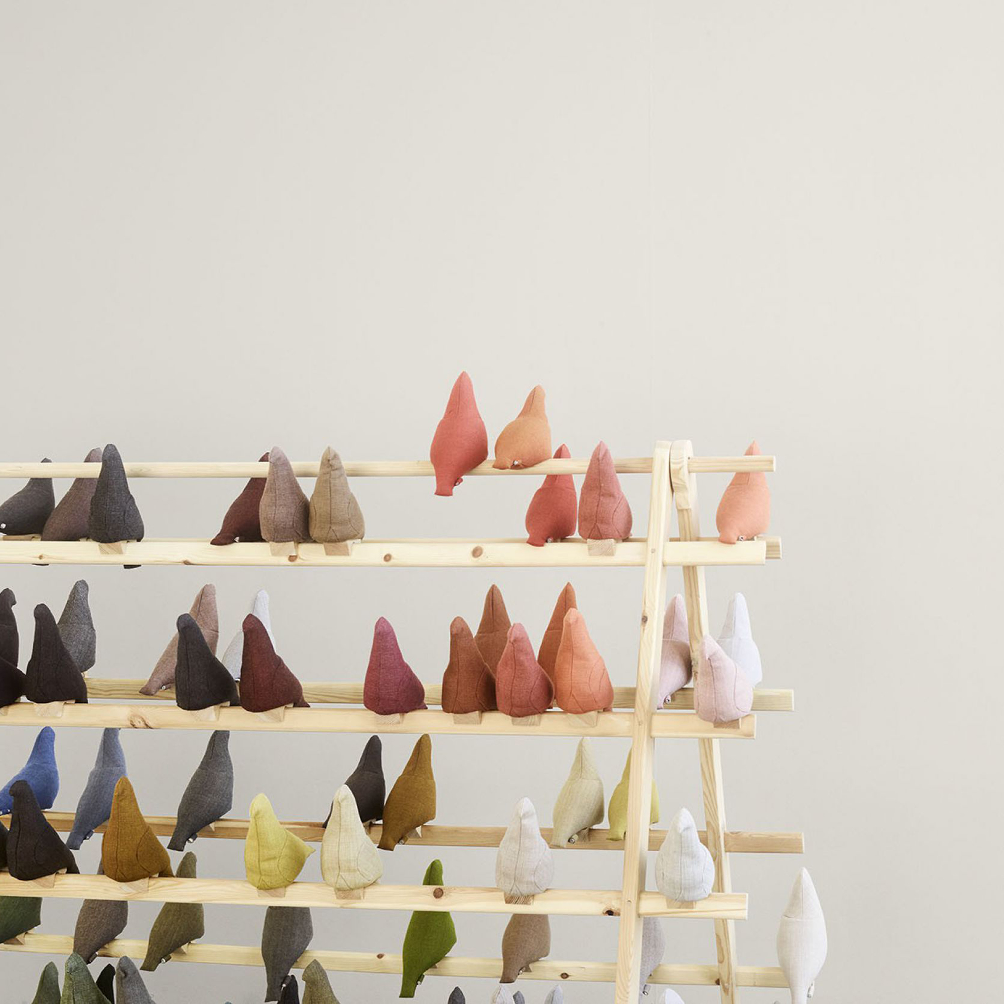 Pigeon Service, Color 16 - Gessato Design Store