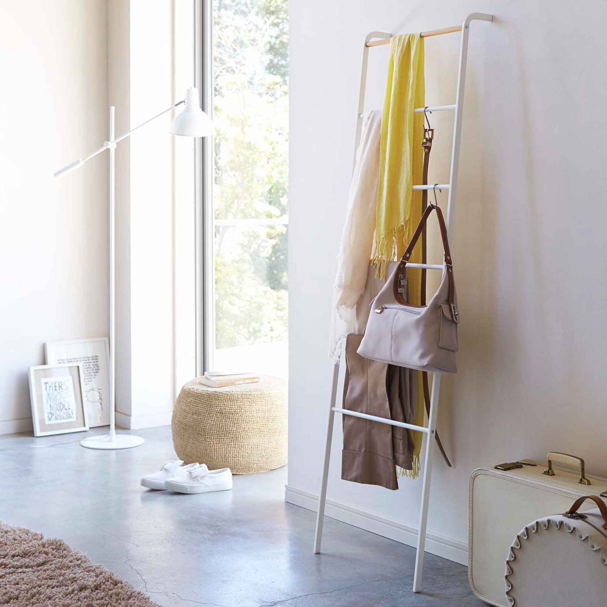 Yamazaki - Tower Leaning Ladder Hanger, White | Gessato Design Store