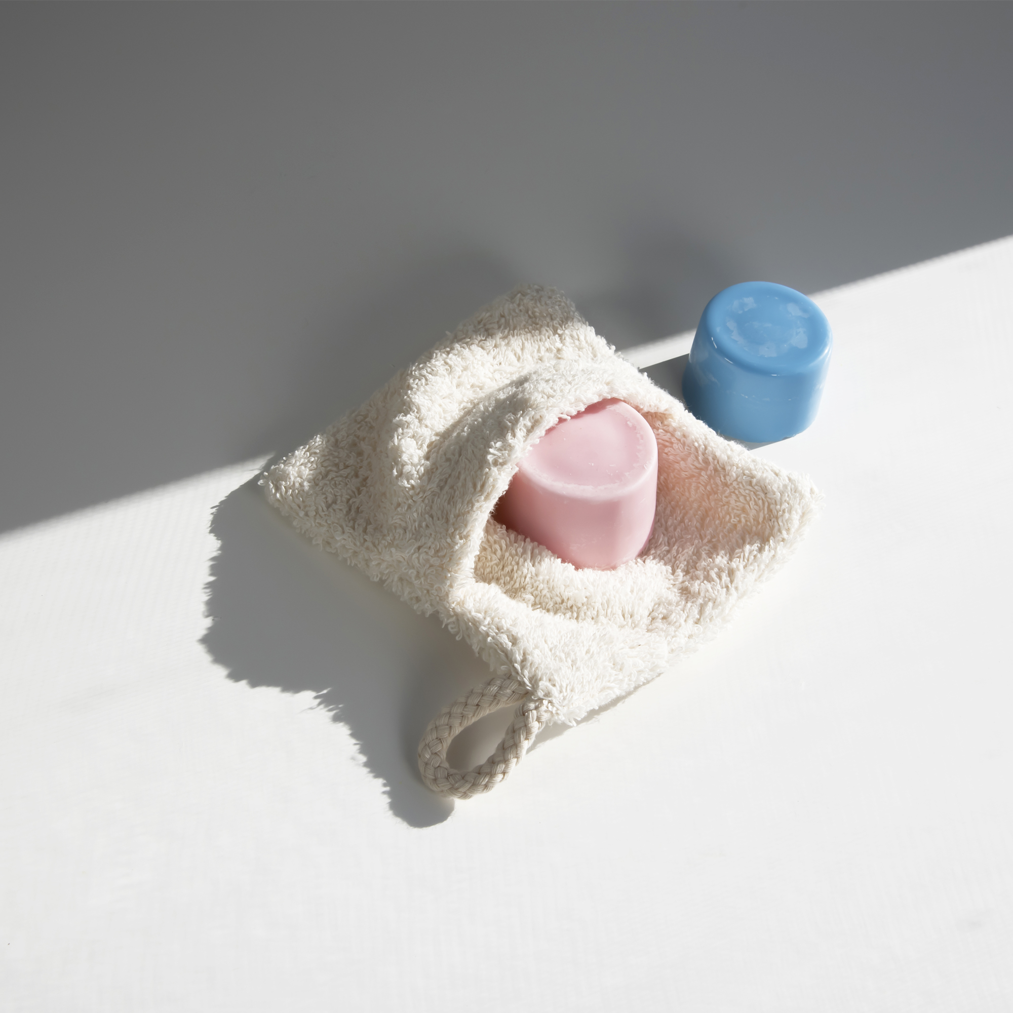 - Extra Soft Soapholder Glove | Gessato Design Store