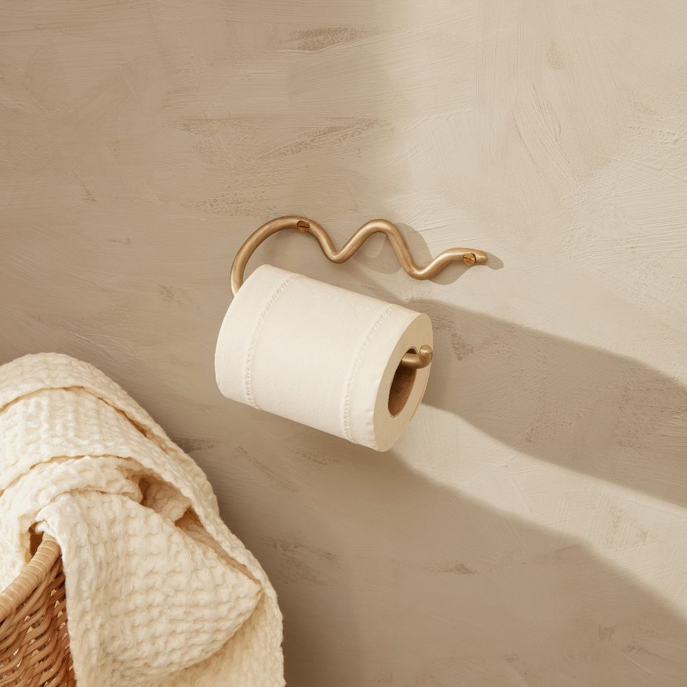 Ferm Living - Curvature Toilet Paper Holder, Brass | Gessato Design Store