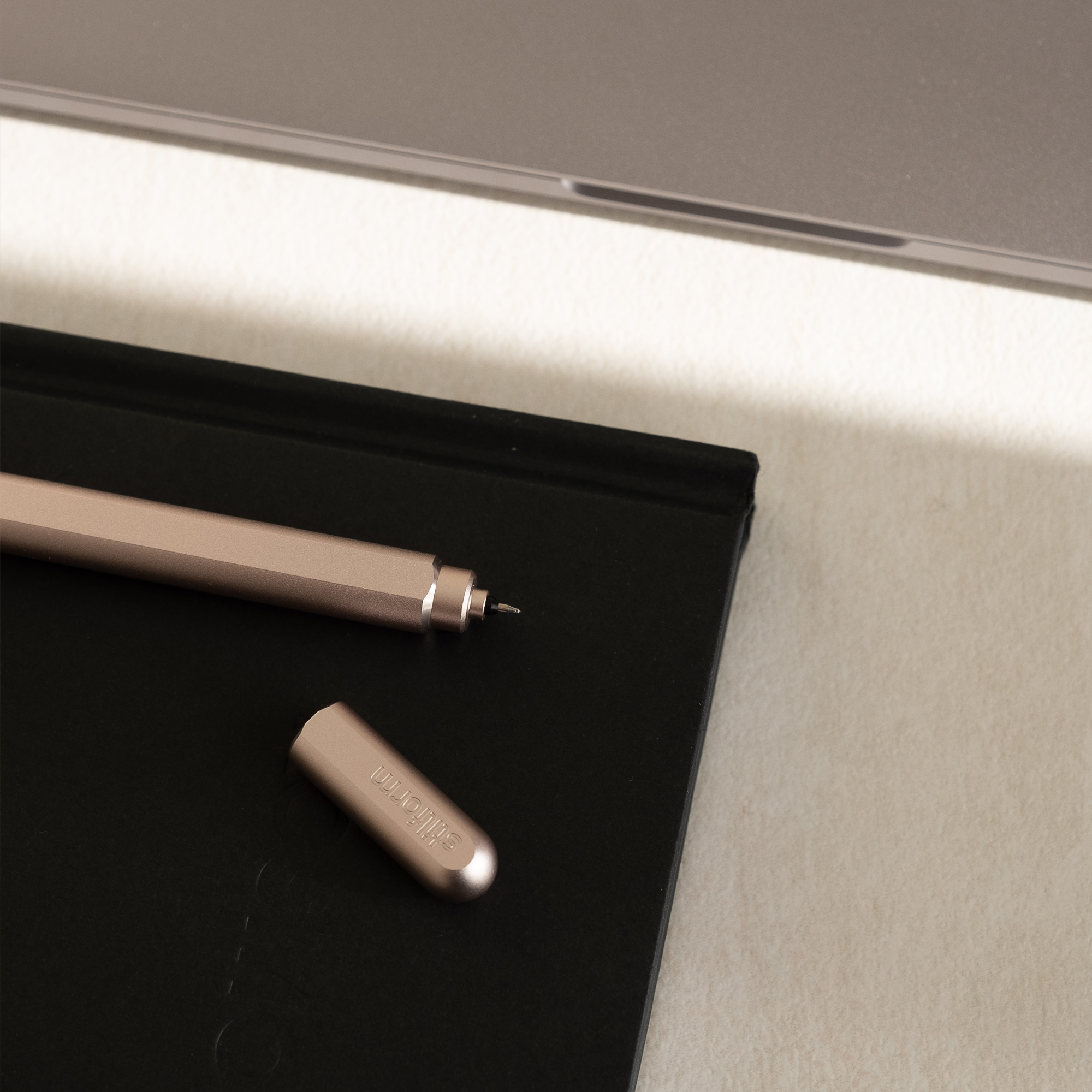 Stilform Aluminum Arc Gel Pen, Rose Moon - Gessato Design Store