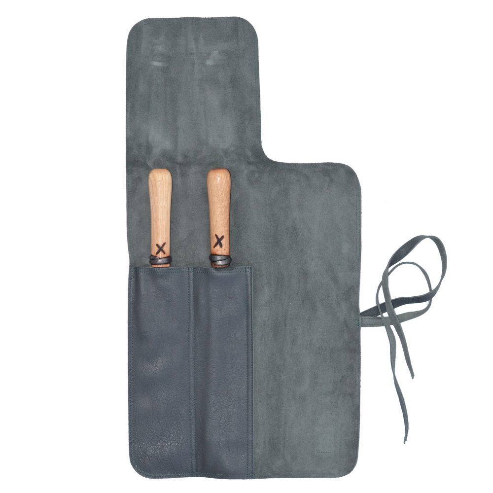 Master Shin's Anvil - Master Shin's Anvil Carving Set | Gessato Design ...