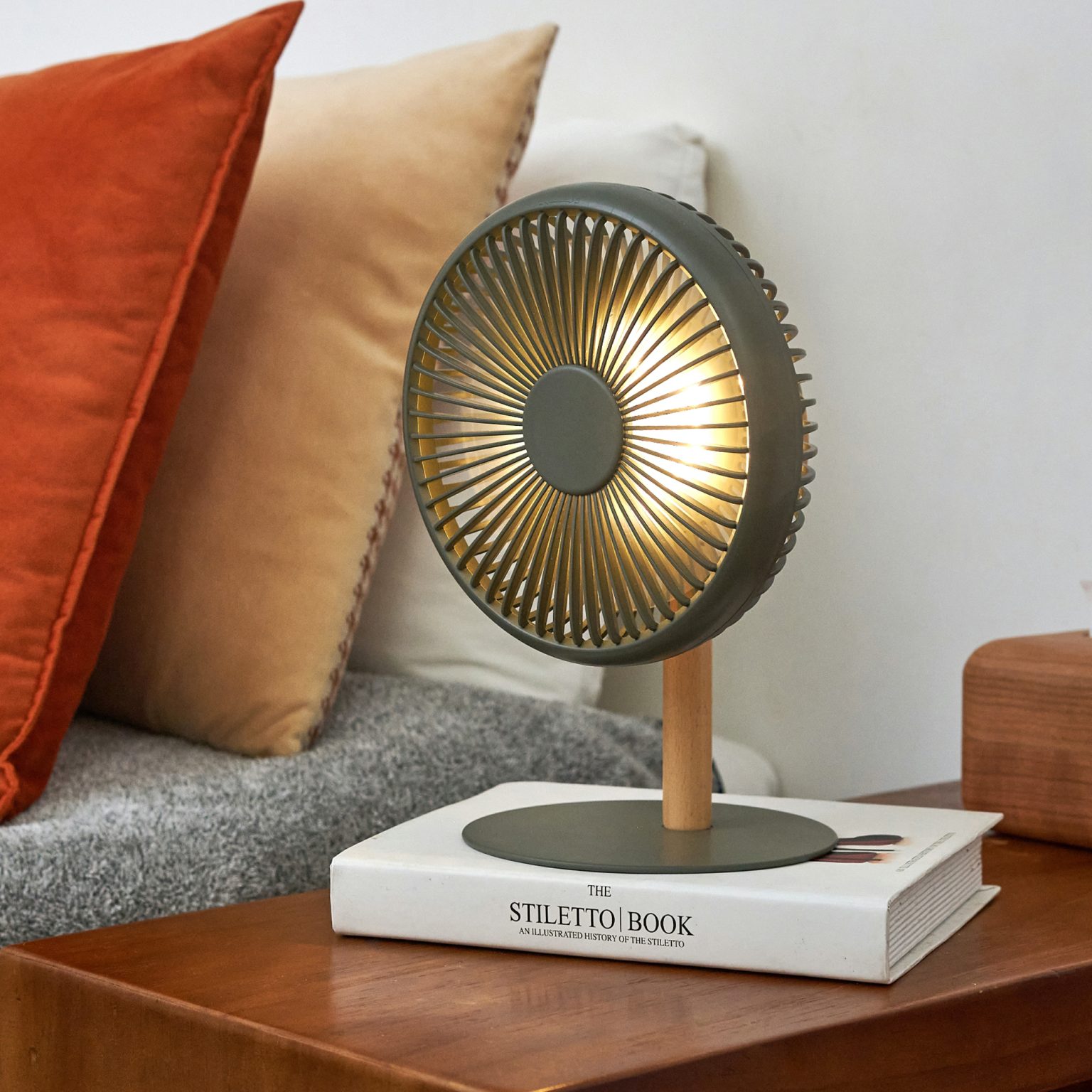 Gingko - Beyond Portable & Detachable Desk Fan/Light | Gessato Design Store