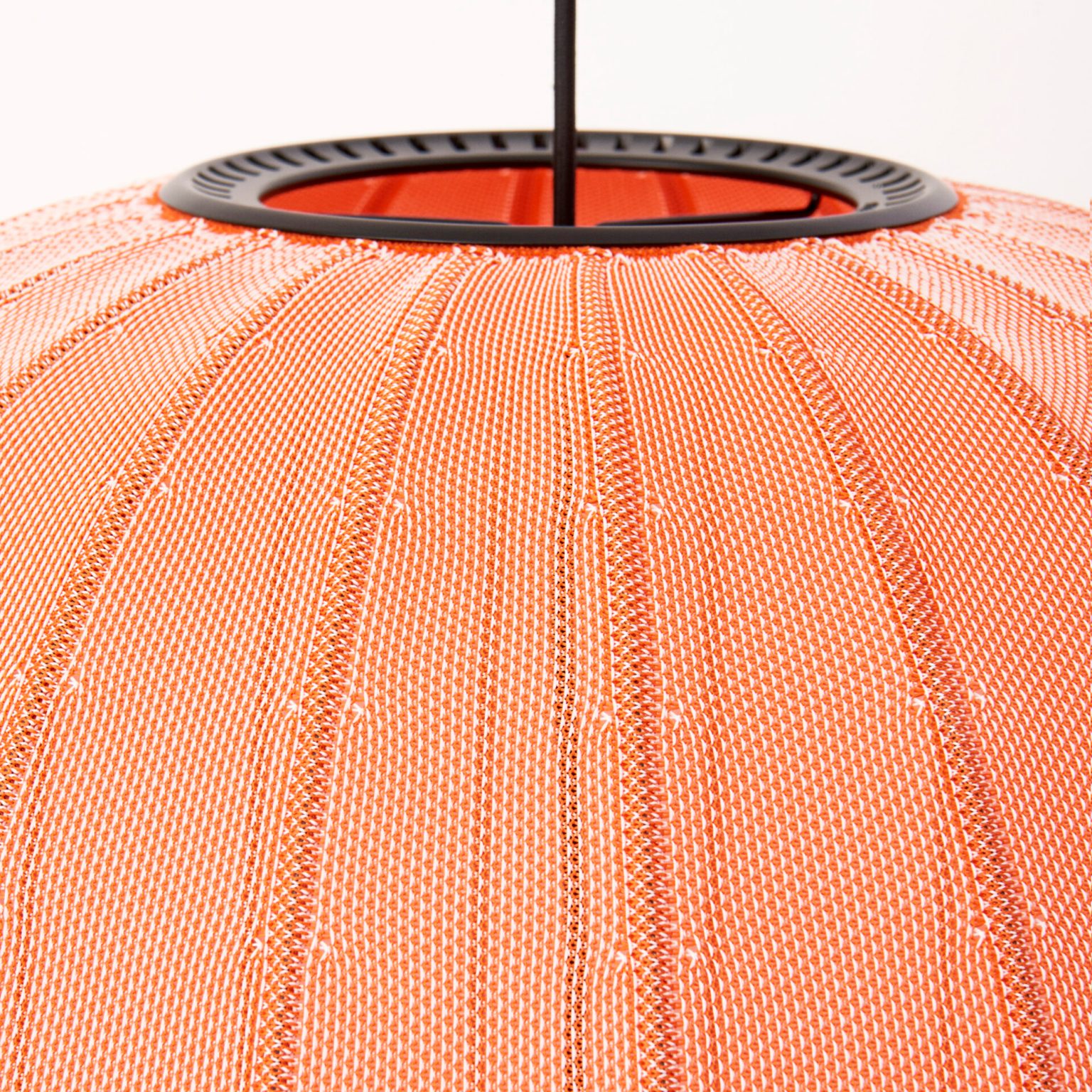 Made By Hand - Knit-Wit Pendant Lamp 65 | Gessato Design Store