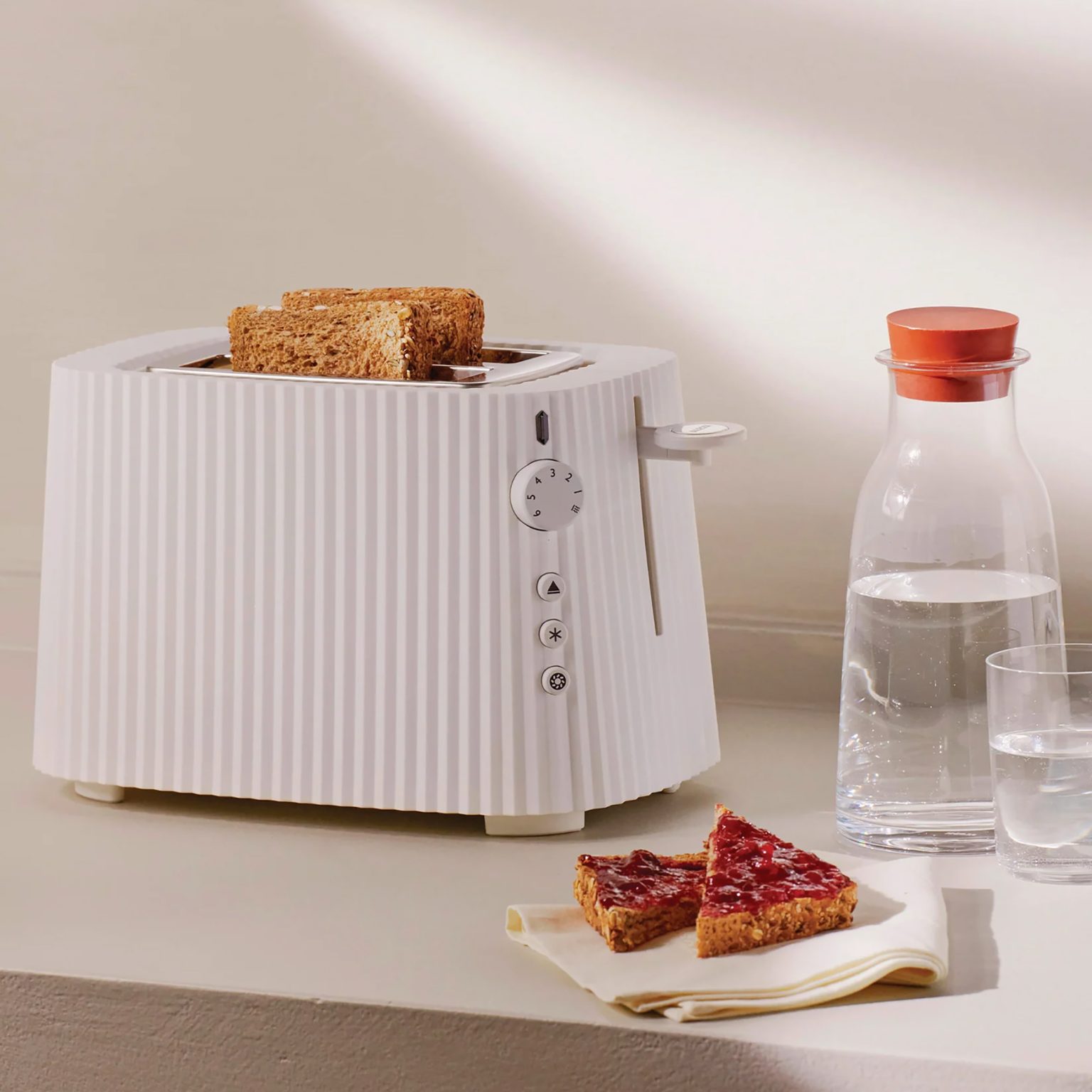 Alessi - Plissé Toaster Rack, Set of 2 | Gessato Design Store