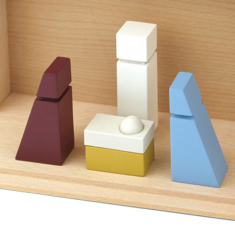Ikonic - Minimalist Nativity Scene | Gessato Design Store