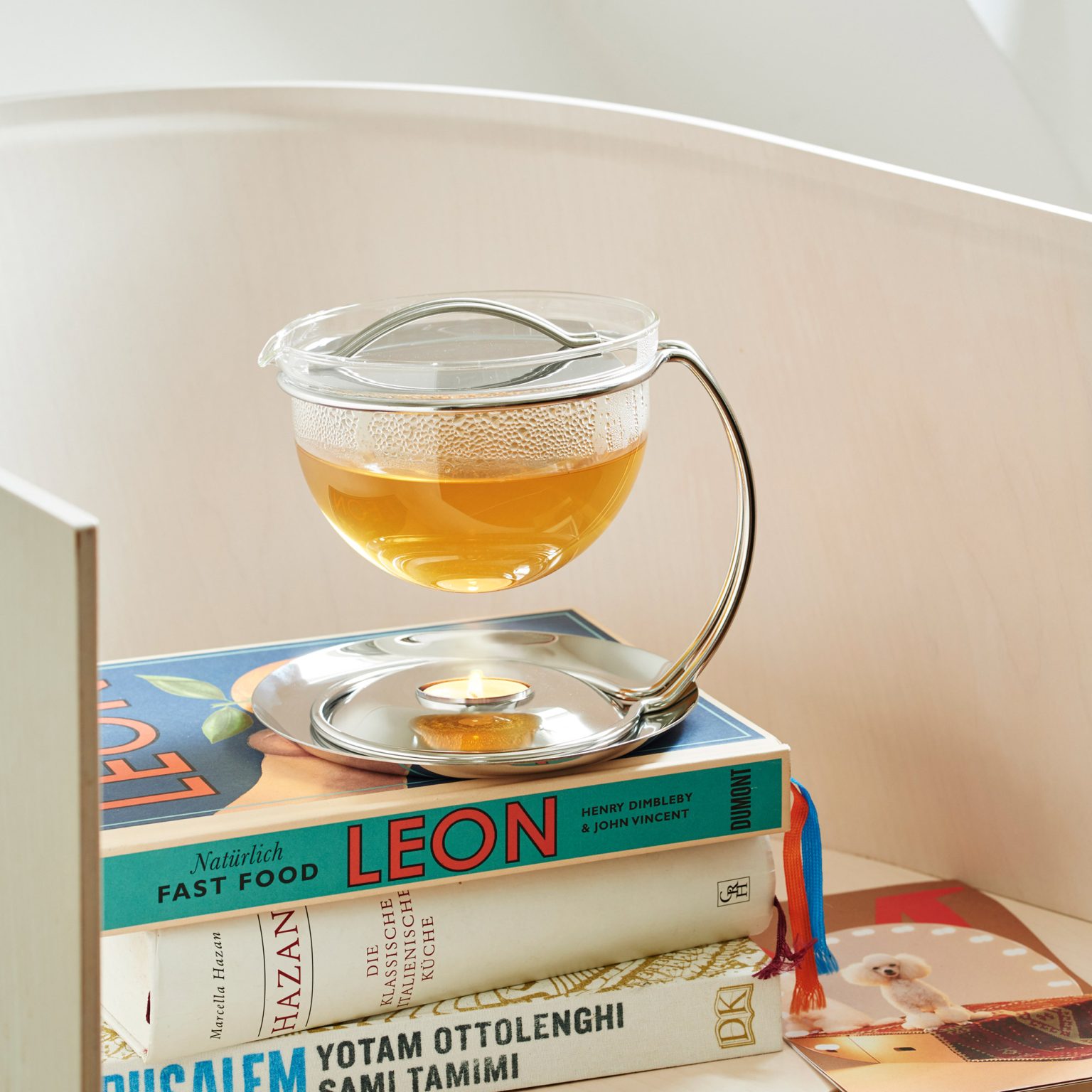 Mono - Mono Filio Teapot with Integrated Warmer 0.6L | Gessato Design Store