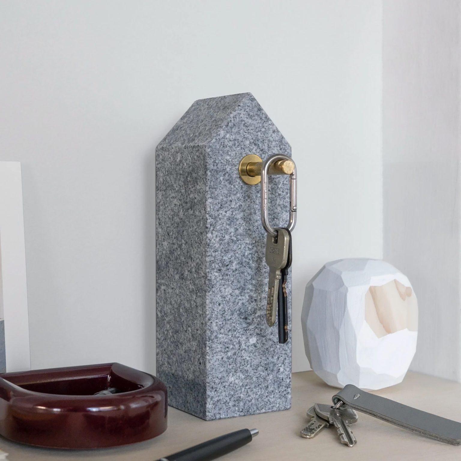 Aji Project - Huis Key Hook | Gessato Design Store