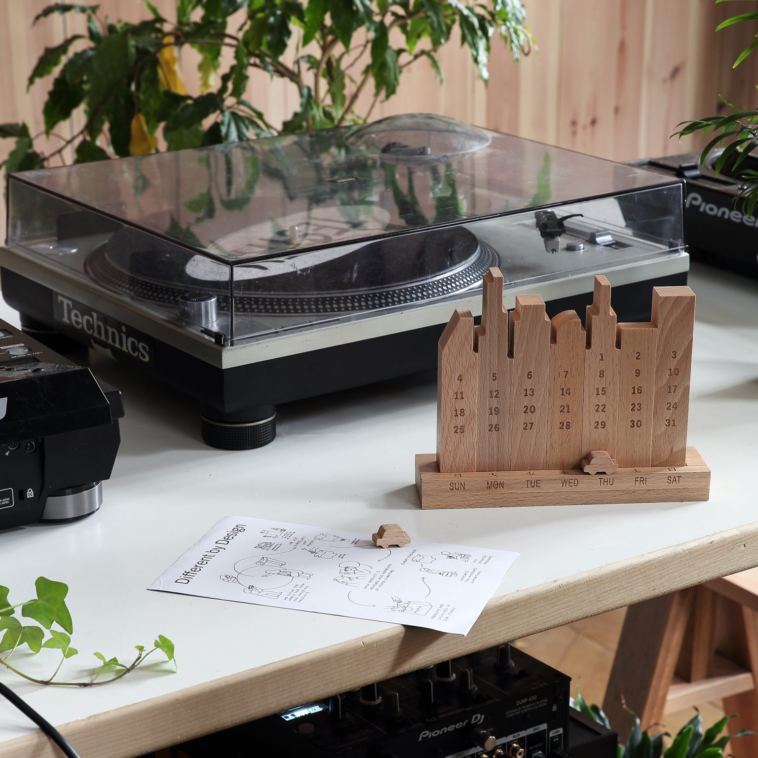 MoMa - City Perpetual Calendar | Gessato Design Store