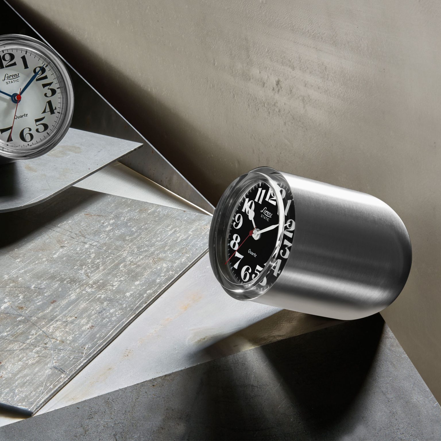 Lorenz - Lorenz Static Table Clock - Steel | Gessato Design Store