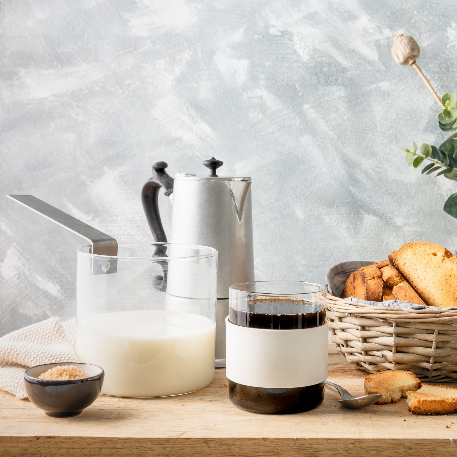 KnIndustrie - Glass Milk Pan | Gessato Design Store
